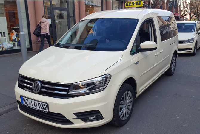 2019_0211_Inklusionstaxi Mainz_Caddy_Foto Taxi Spies_670x450 | Taxi Times