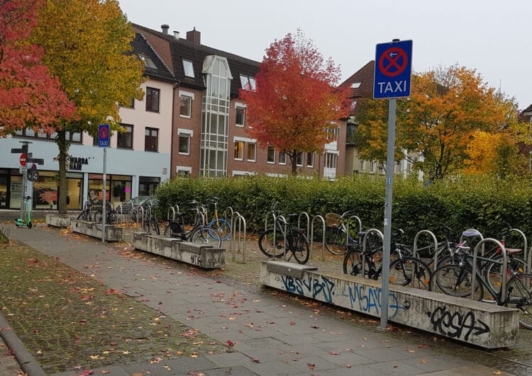 Halteplatz leer Foto Remmer Witte | Taxi Times